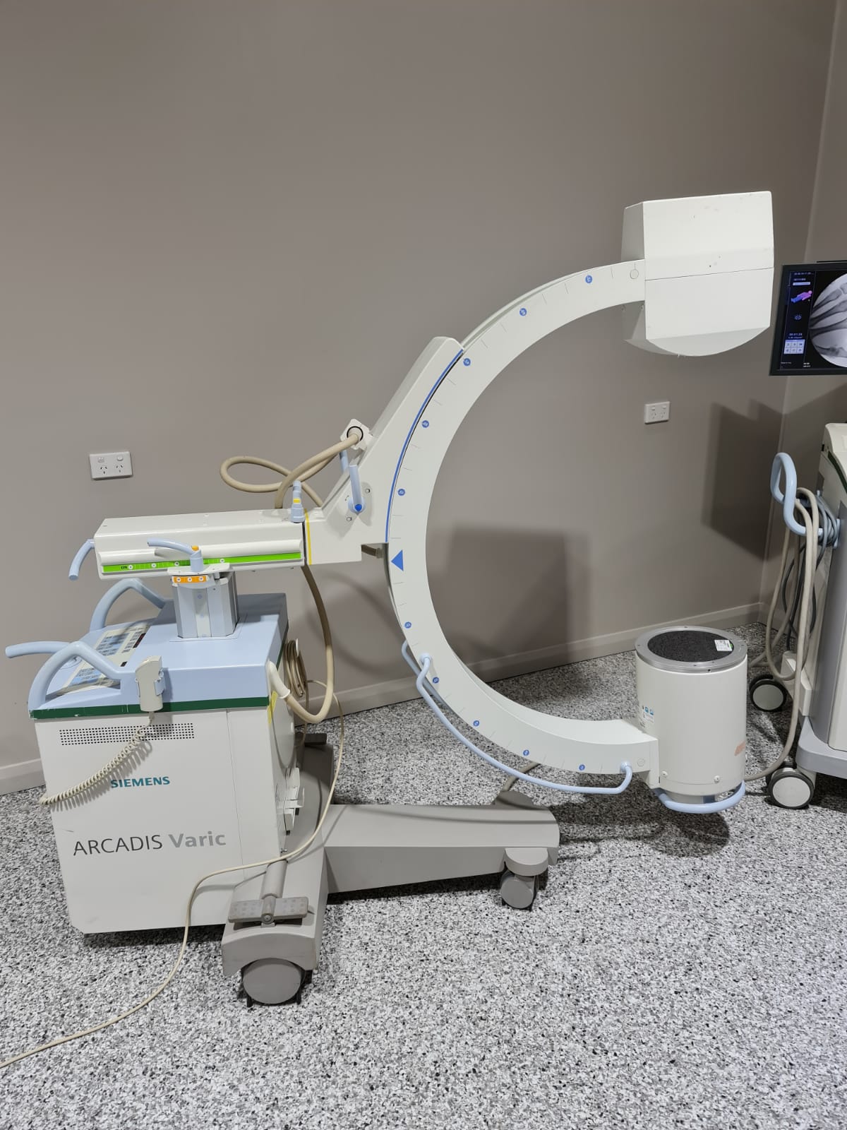 Used Siemens Arcadis Varic C ARM for Sale | 20Med