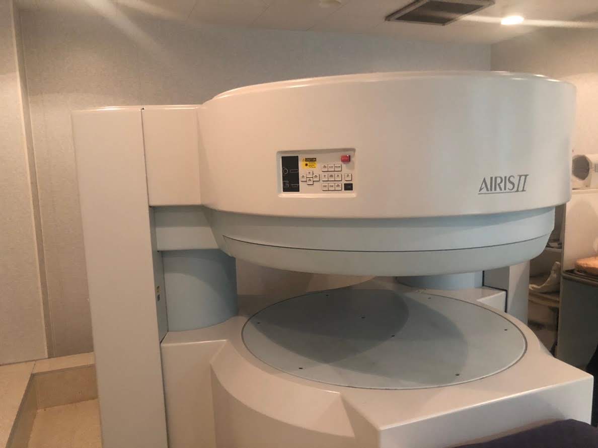 Refurbished Hitachi Medical Systems AIRIS II 0.3T MRI Scanner