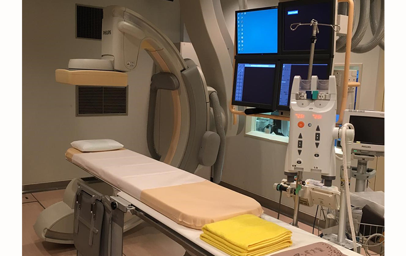 Used Philips Allura Xper FD 20 Cath Lab for Sale | 20Med