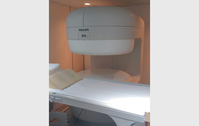 Preowned Philips Healthcare Panorama 0.23T MRI Scan