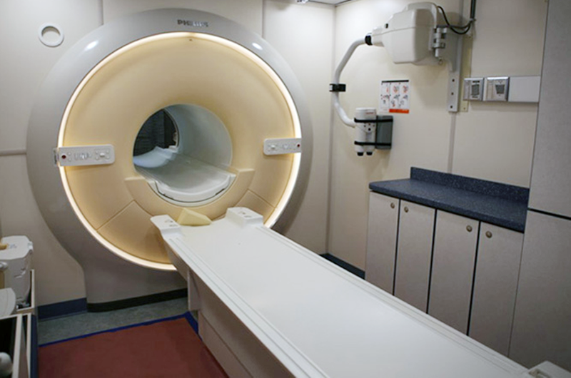 Used Philips Healthcare Ingenia 1.5T MRI Machine